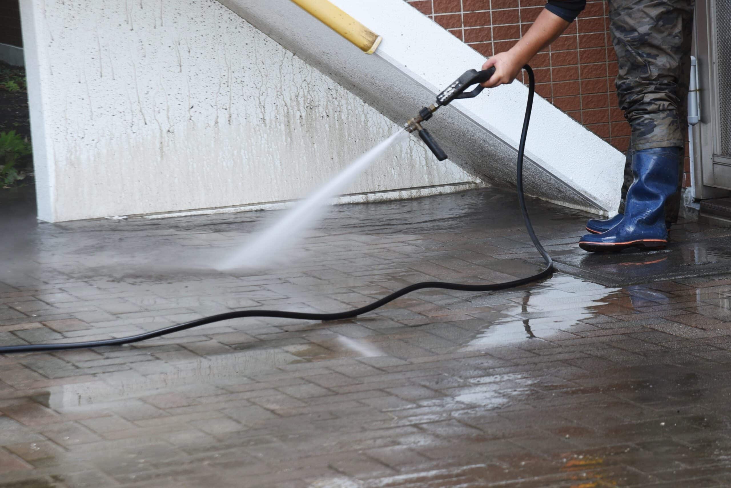 Selecting the Perfect Commercial Pressure Washer for Your Business ...